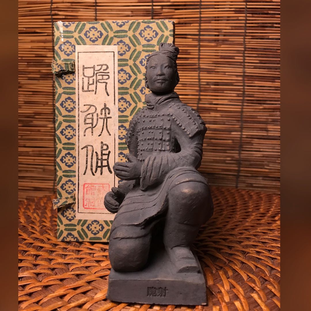 Terracotta Chinese Kneeling Clay Warrior, Hobbies & Toys, Memorabilia ...