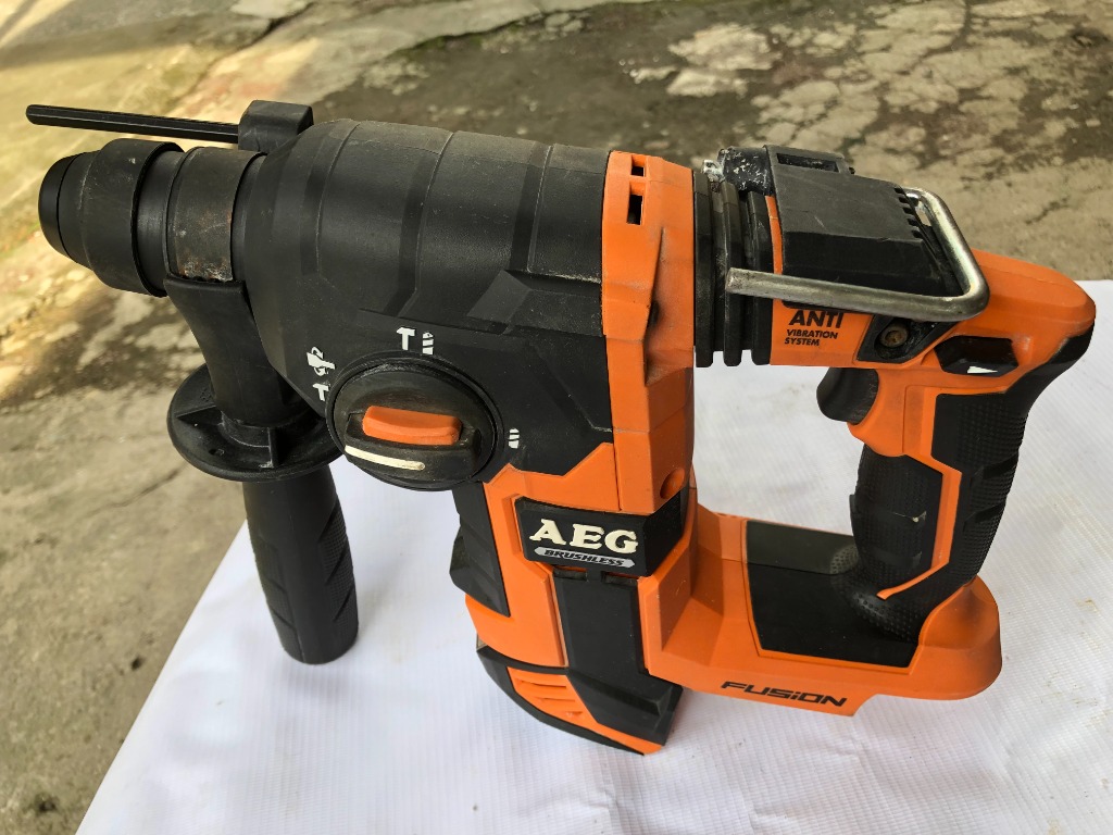 AEG 18V Brushless Rotary Hammer drill, Model BBH18BL, Tool only, battery and charger sold ...