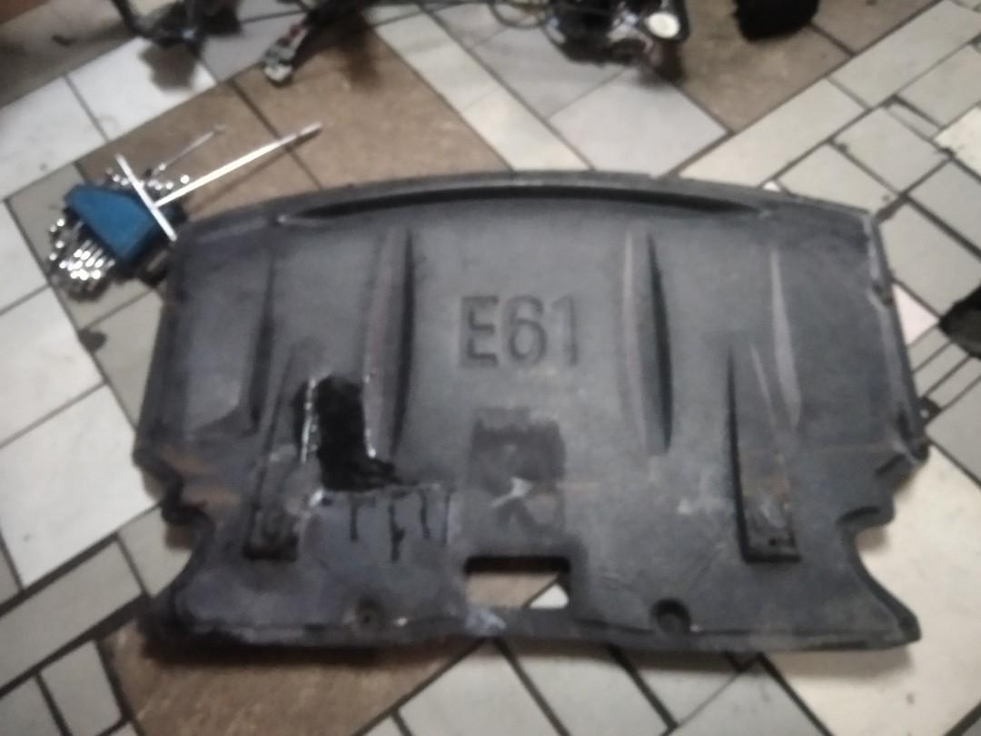 Bmw E60 E61 Engine Underside Cover Original, Auto Accessories on Carousell