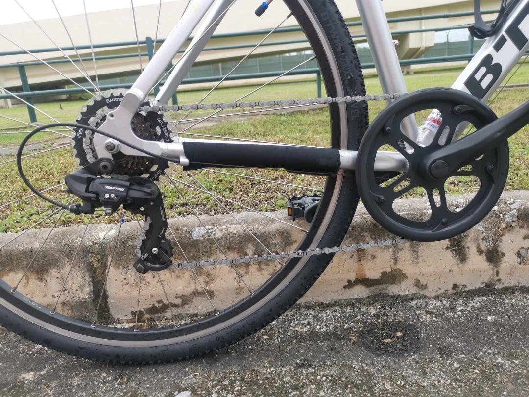BTWIN TRIBAN 100, Sports Equipment, Bicycles & Parts, Bicycles on Carousell