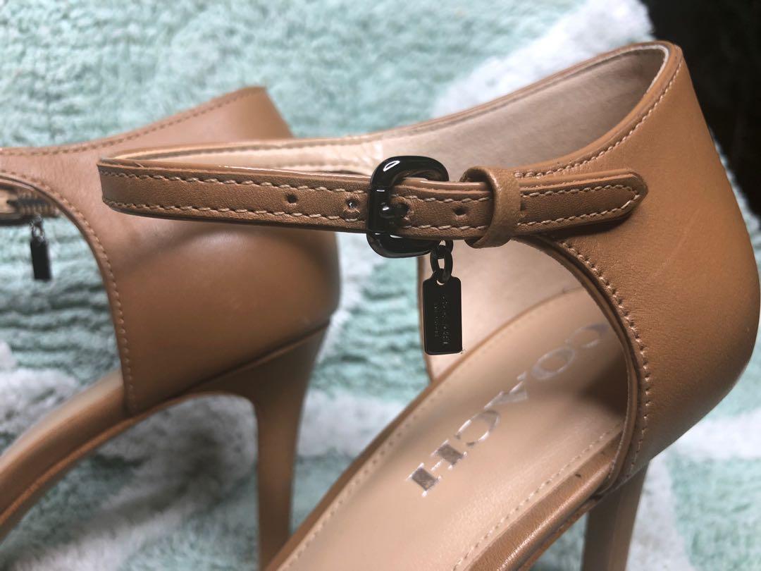 COACH HEELS, Women's Fashion, Footwear, Heels on Carousell