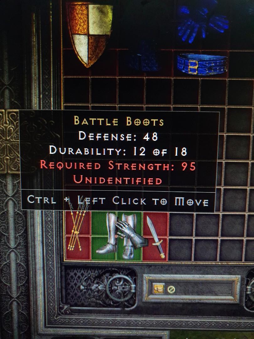 D2R diablo 2 resurrected war traveller battle boots unidentified, Video ...