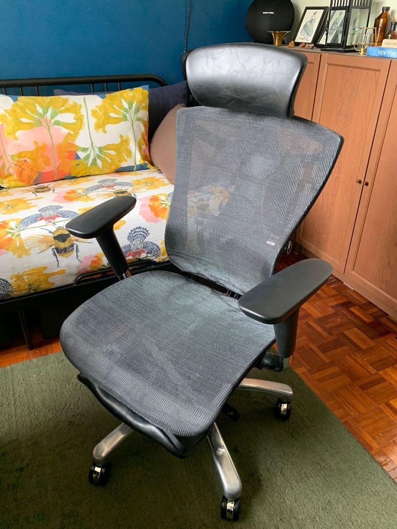 Evis office chair, Furniture & Home Living, Furniture, Chairs on Carousell