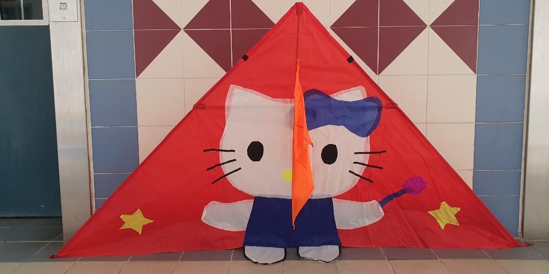 Hello Kitty Kite, Hobbies & Toys, Toys & Games on Carousell