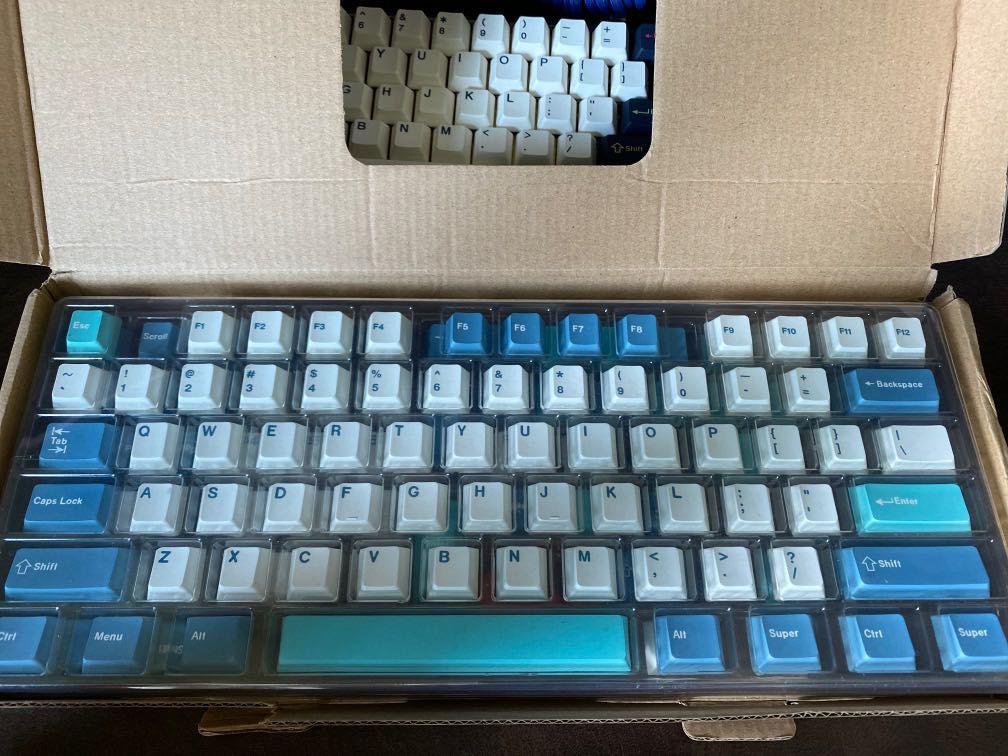 Keyboard keycaps light blue/white/dark blue, Computers & Tech, Parts ...