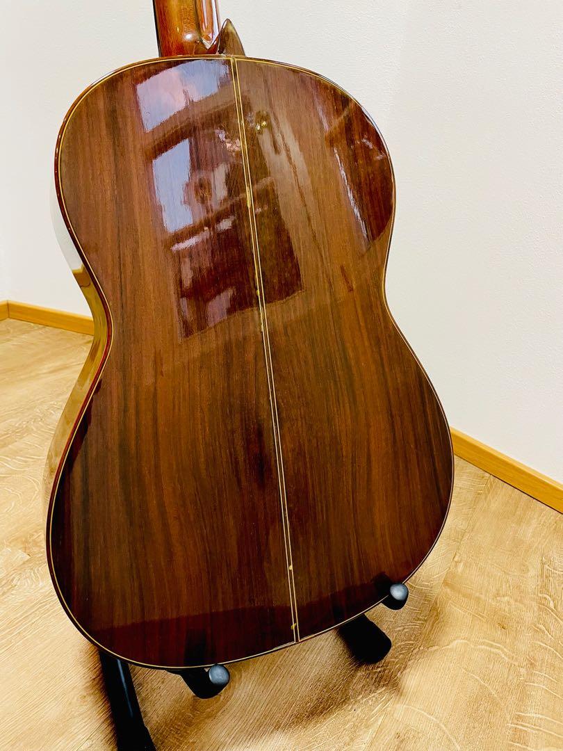 Luthier-grade Classical Guitar Hofner HM-88, Hobbies & Toys, Music ...