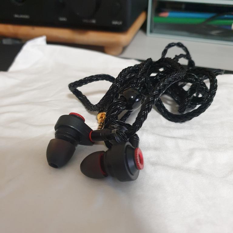 LZ-A4 iem - highly reviewed audiophile IEM, Audio, Earphones on Carousell