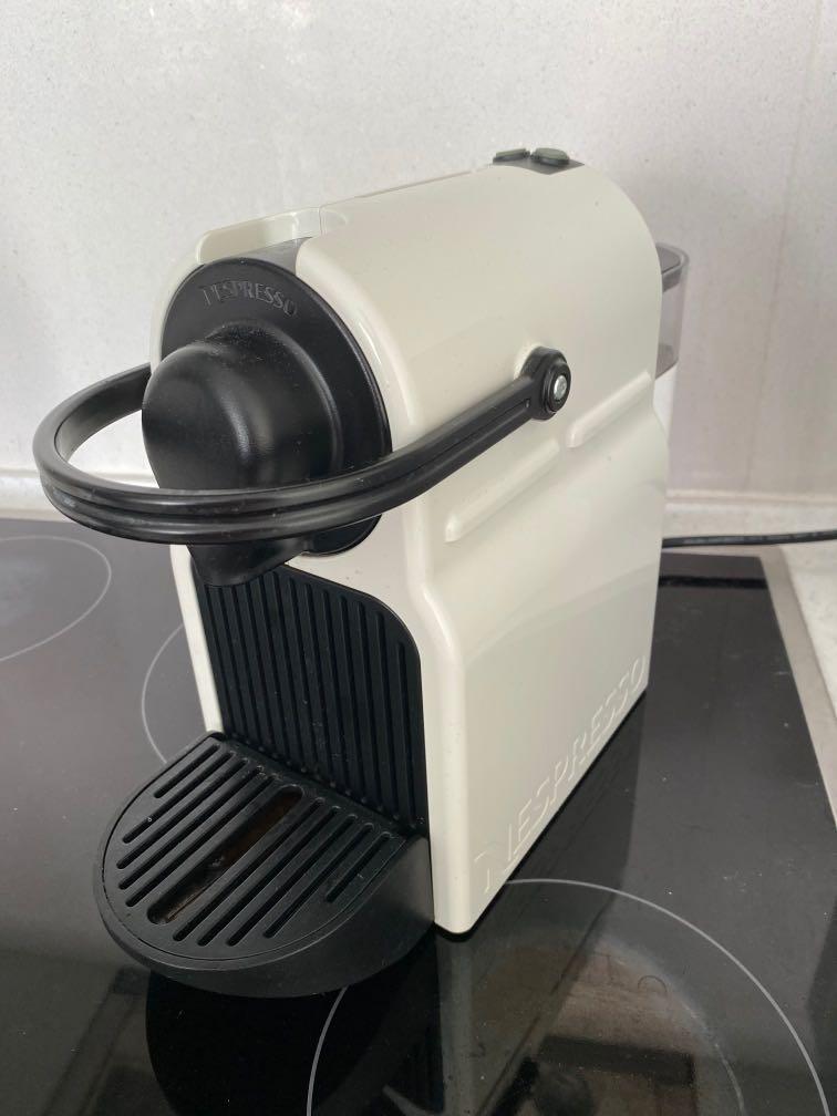 Nespresso Inissia white, TV & Home Appliances, Kitchen Appliances ...