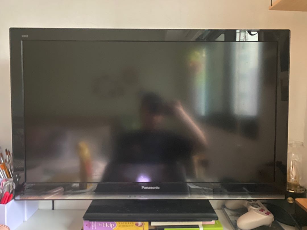 Panasonic 30 inch TV, TV & Home Appliances, TV & Entertainment, TV on ...