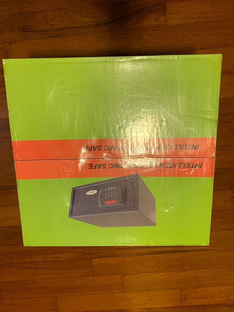 SAVCO SAV200 electronic safe, Furniture & Home Living, Security & Locks ...