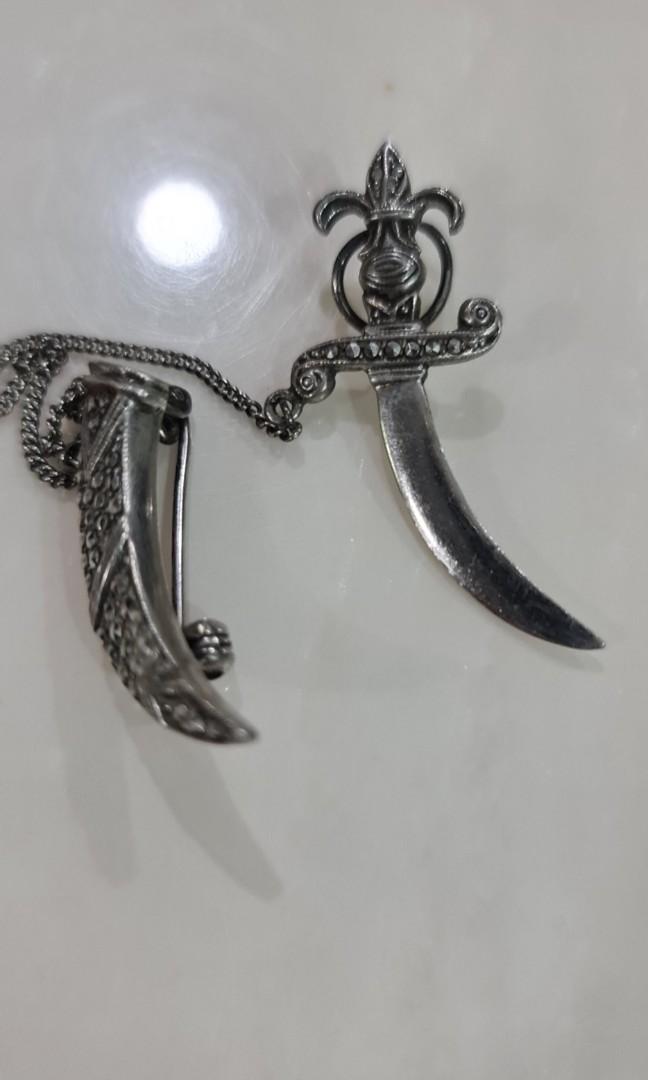 Silver chest pin, Women's Fashion, Jewelry & Organisers, Accessory ...