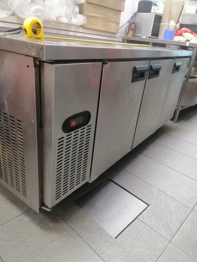 Table Top Chiller( 3 doors), Food & Drinks, Chilled & Frozen Food on ...