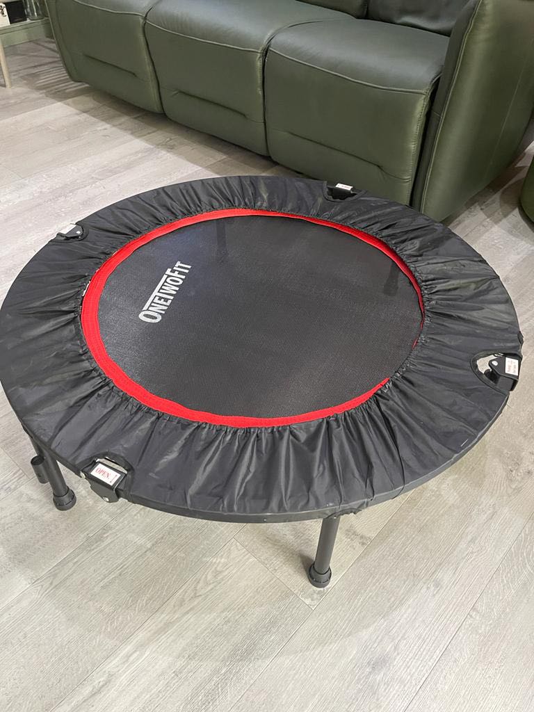 Trampoline Rebounder jumping exercise, Sports Equipment, Exercise ...