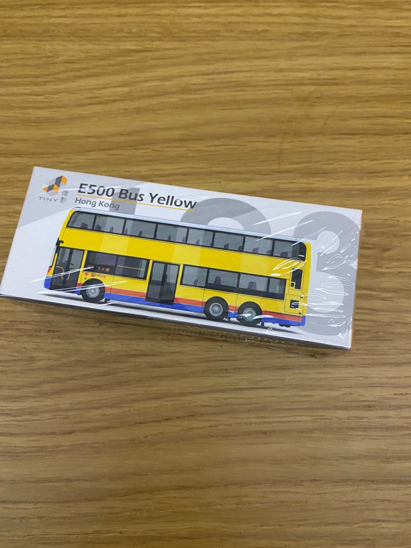 微影 Tiny L03 E500 Bus (絕版）, 興趣及遊戲, 玩具 & 遊戲類 - Carousell