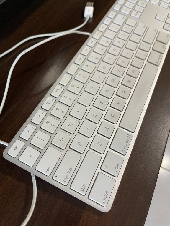 Apple Usb Wired Keyboard With Numeric Keypad Computers And Tech Parts