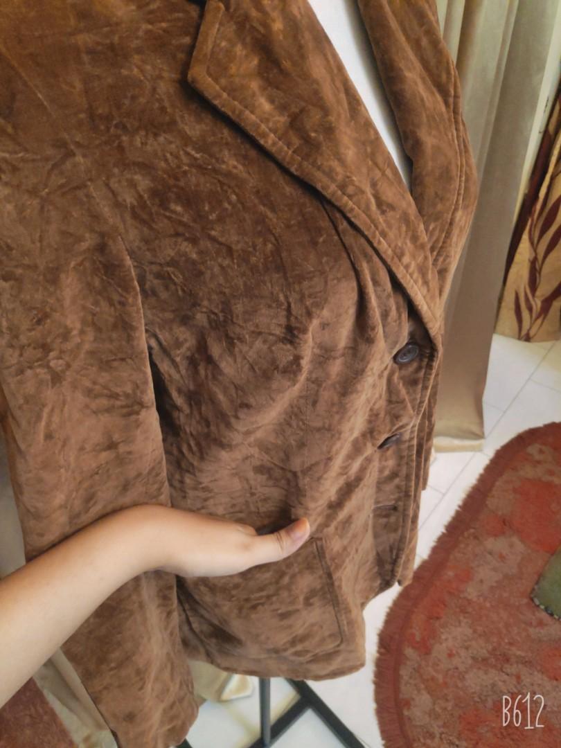 Blazer velvet premium, Women's Fashion, Coats, Jackets and Outerwear on ...