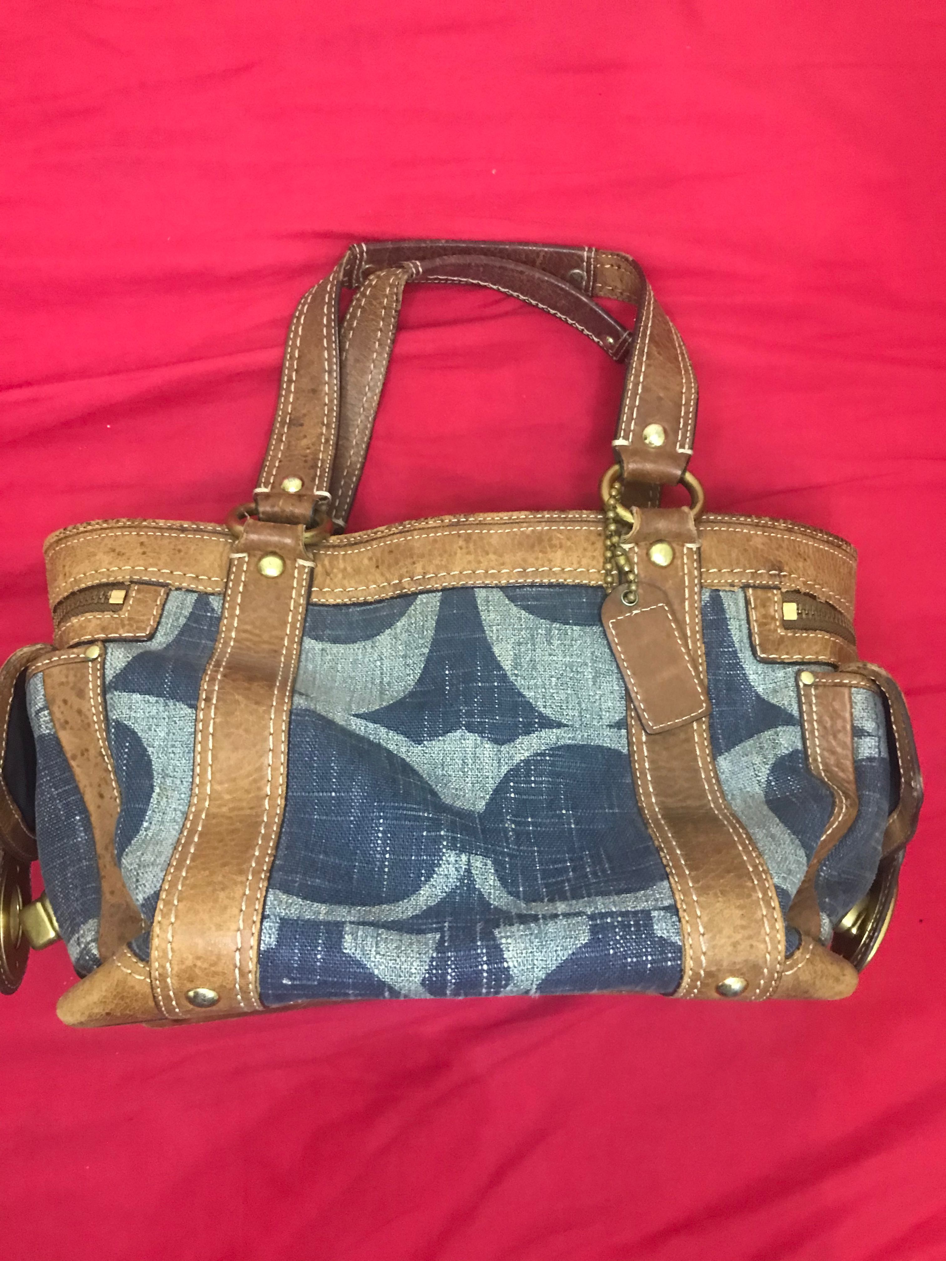 2nd hand COACH HAND BAG, Women's Fashion, Bags & Wallets, Purses ...