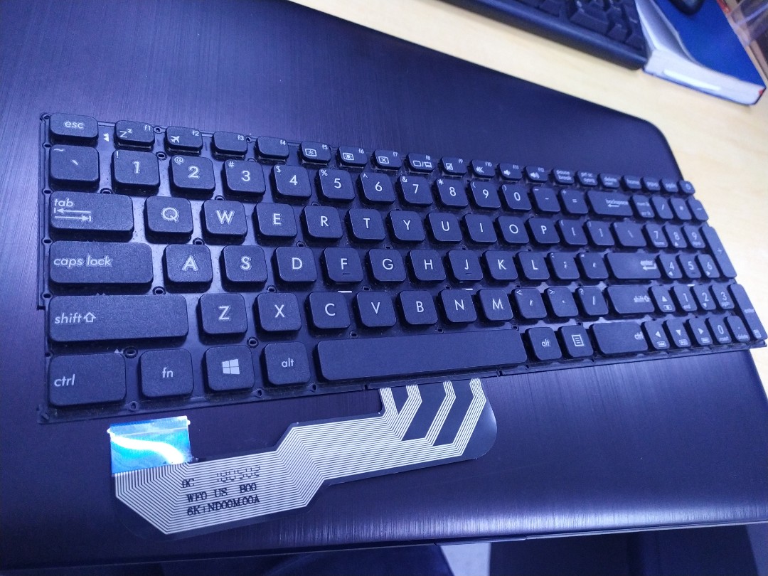 Defective Keyboard, Computers & Tech, Laptops & Notebooks on Carousell