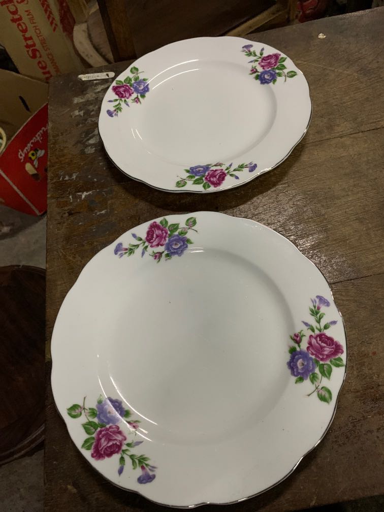 (Each) Vintage piring leper bunga peonies ( 9 inci ), Furniture & Home ...