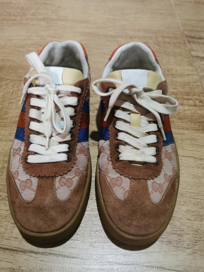 Gucci Brick Red Beige Size 7, Fesyen Pria, Sepatu , Sneakers di Carousell