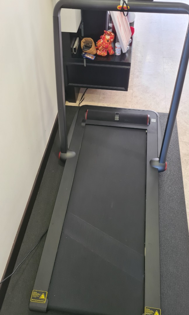 Huawei treadmill ( under utilised), Sports Equipment, Exercise ...