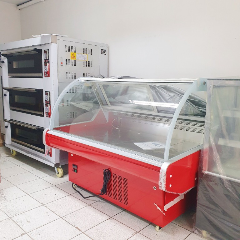 MEAT CHILLER SHOWCASE 1.5METER FAN COOLING, Commercial & Industrial ...