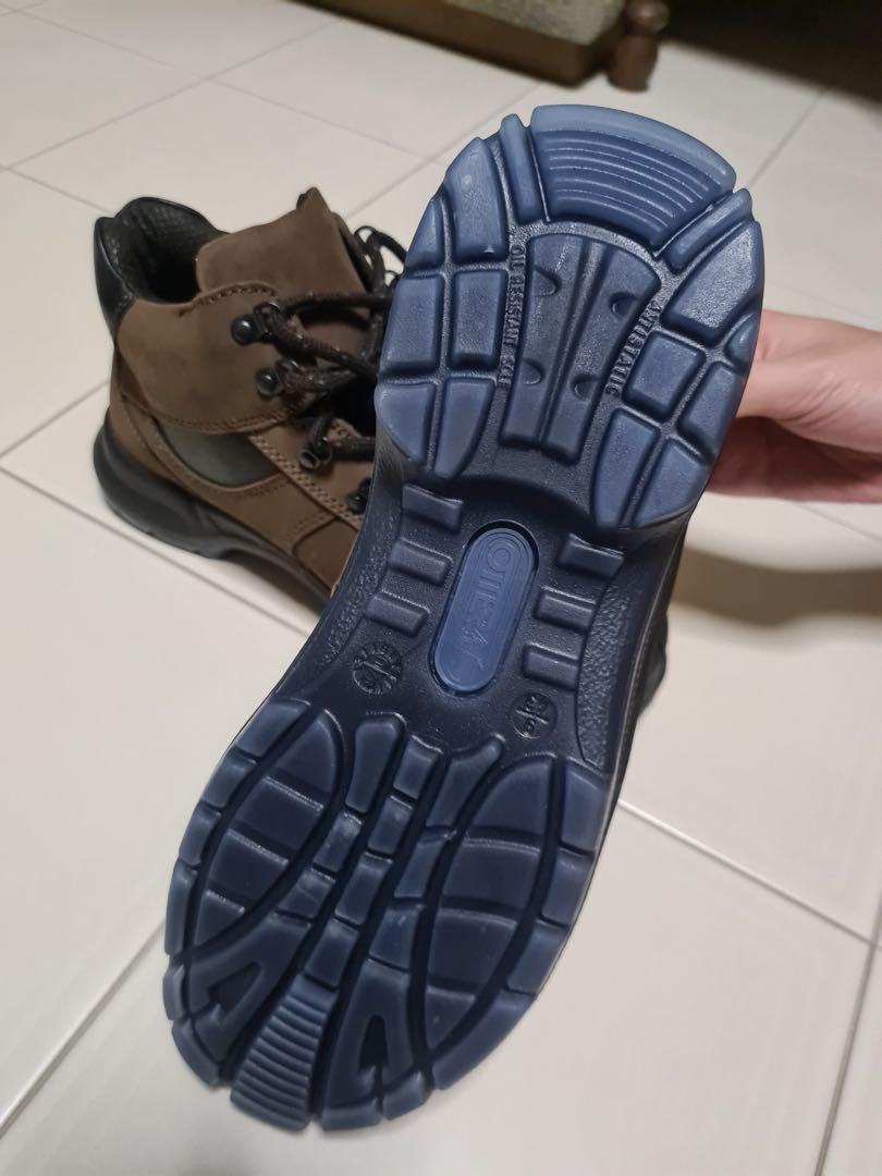 OTTER SAFETY BOOTS OWT993KW, Men's Fashion, Footwear, Boots on Carousell