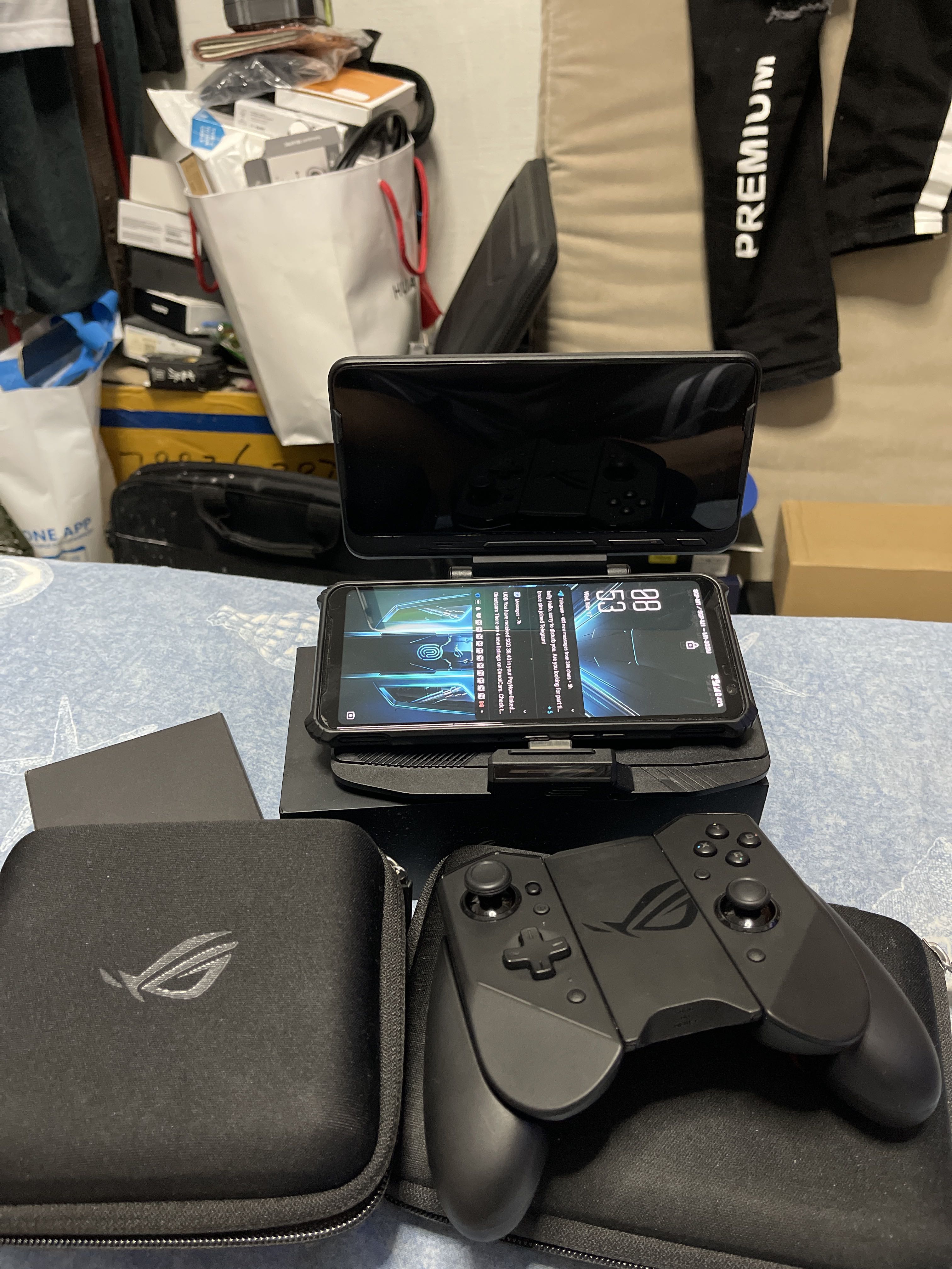 Rog phone 3 12g ram 256gb full gamer set, Mobile Phones & Gadgets ...