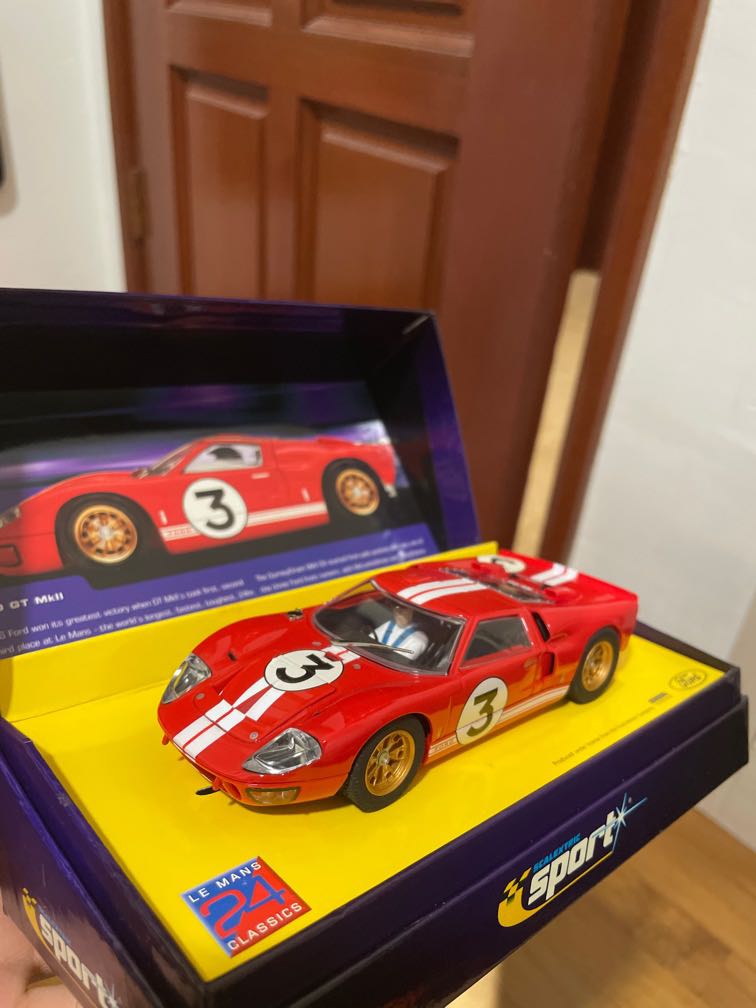 Scalextric Ford GT MkII, Hobbies & Toys, Memorabilia & Collectibles ...