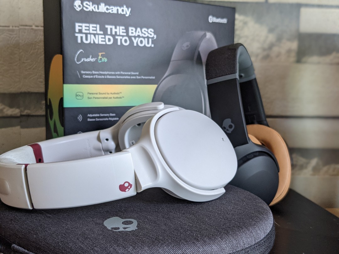 Skullcandy Crusher Evo Headphone + Pouch & Hard Case + Free Skullcandy ...