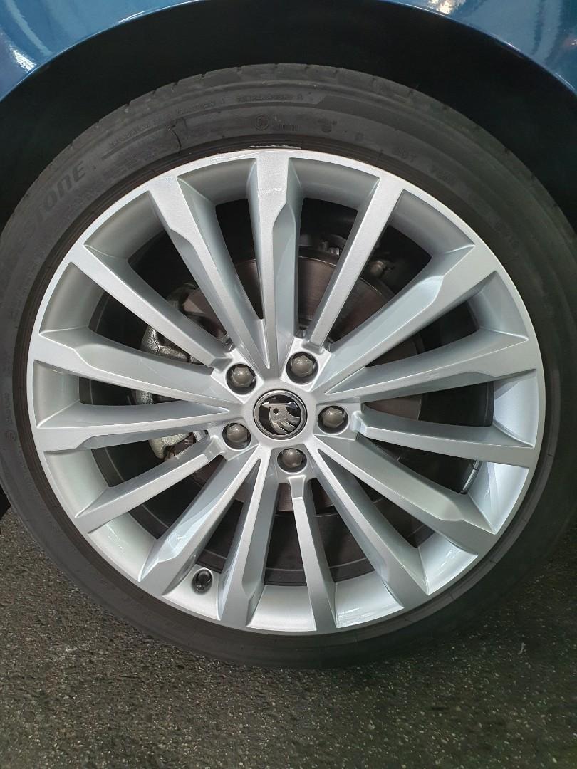 19" skoda rims with tyres, Car Accessories, Tyres & Rims on Carousell
