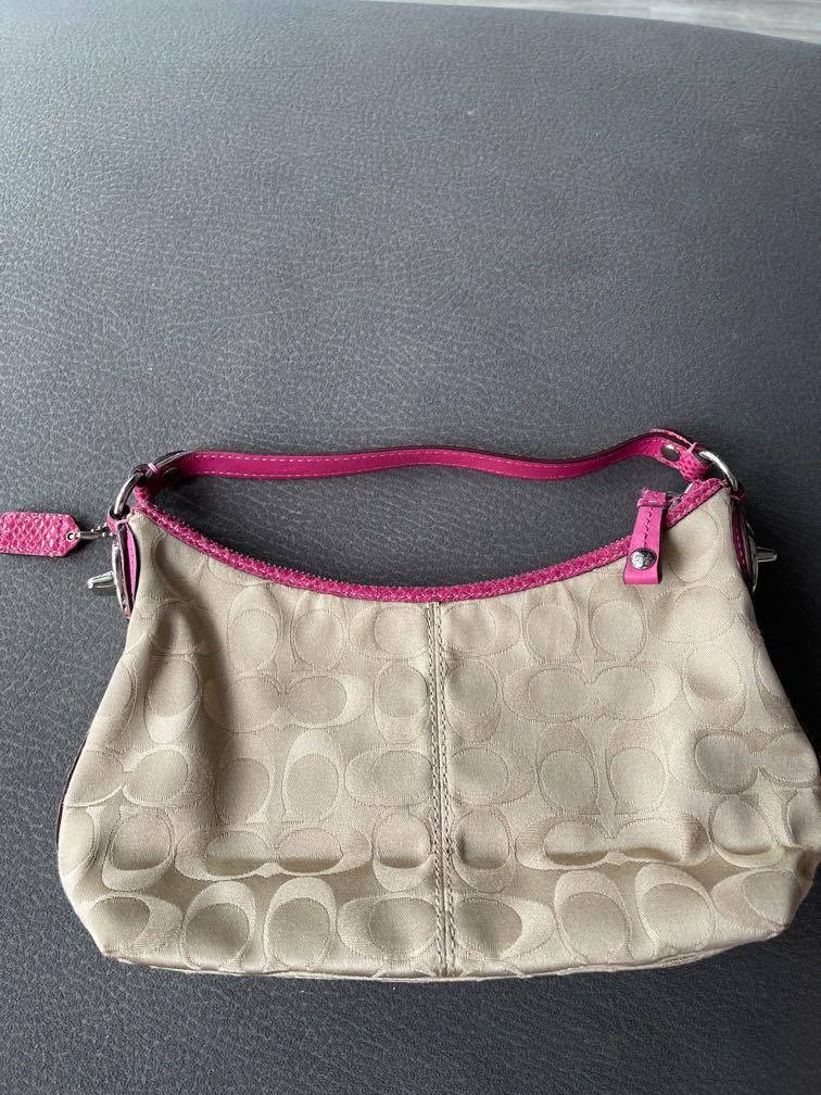 Coach small bag, Women's Fashion, Bags & Wallets, Tote Bags on Carousell