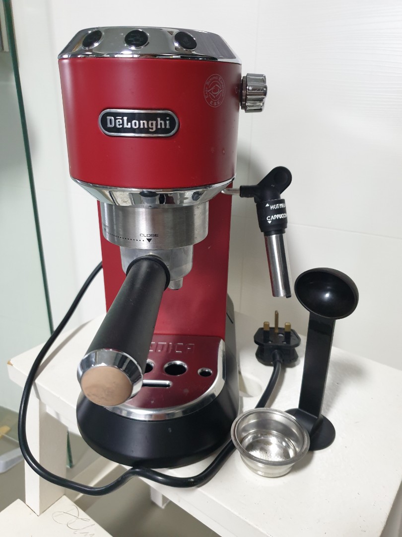 Delonghi EC685 Red, TV & Home Appliances, Kitchen Appliances, Coffee ...