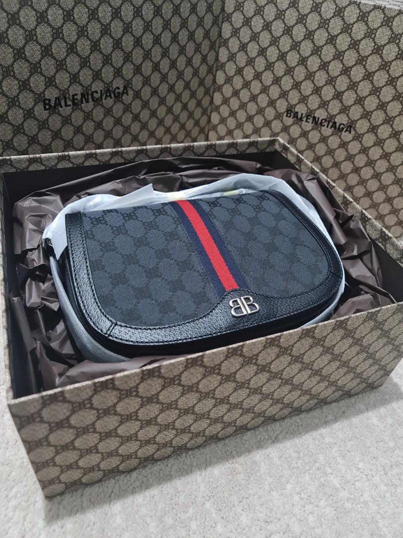 HACKER MEDIUM SHOULDER BAG, Men's Fashion, Bags, Sling Bags on Carousell