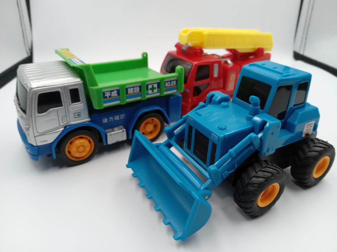 Maruka Construction & Fire Truck Set, Hobbies & Toys, Toys & Games on ...