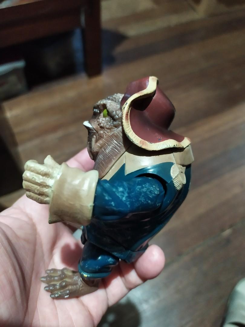 Spiderwick chronicles red cap figure 2007, Hobbies & Toys, Toys & Games ...