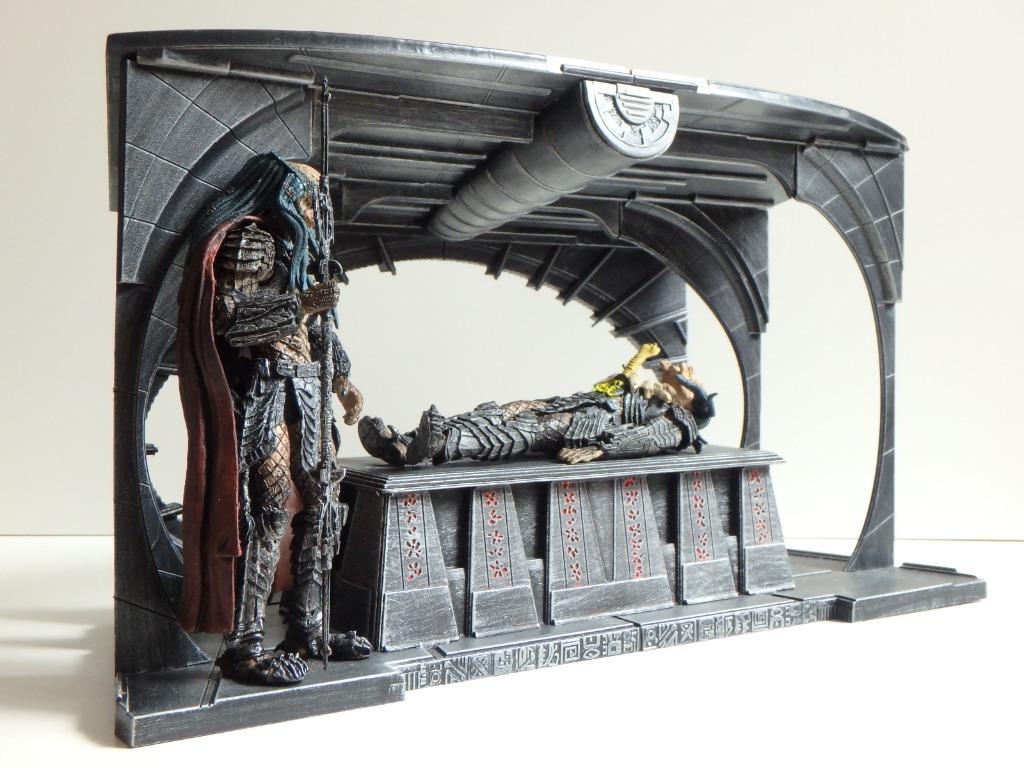Alien vs Predator Birth of the Hybrid Deluxe Boxed Set, Hobbies & Toys ...