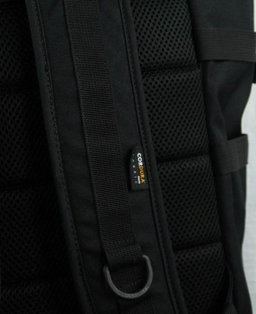 Carhartt WIP Payton, Computers & Tech, Parts & Accessories, Laptop Bags ...