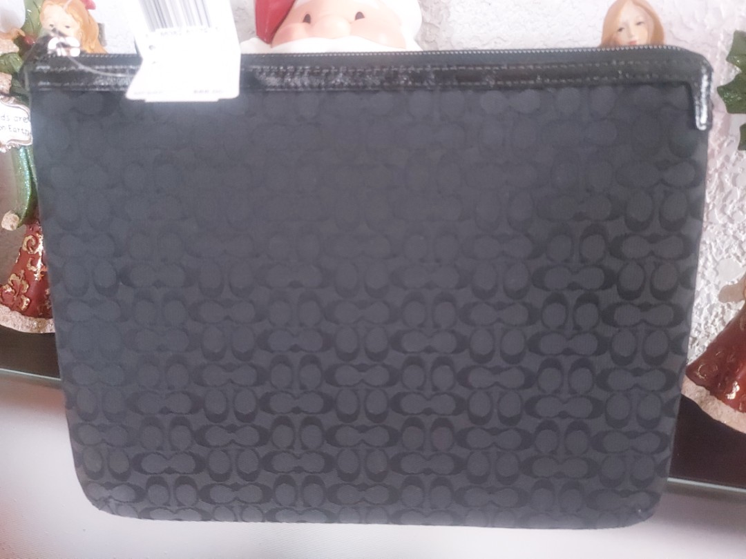 COACH SIGNATURE TABLET SLEEVE CASE, Mobile Phones & Gadgets, Mobile ...