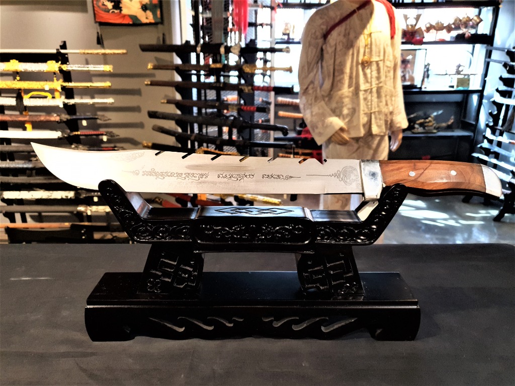 Matt Thai Dagger With Yant blessed by monks, Hobbies & Toys ...