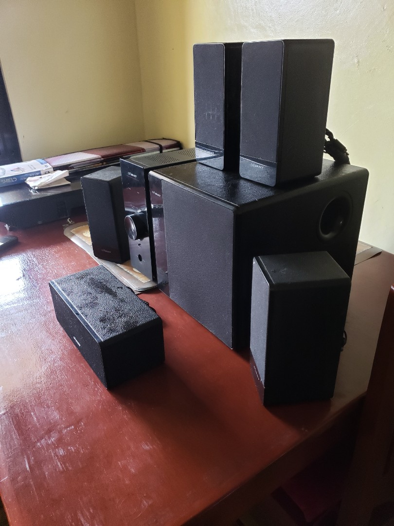 devant subwoofer/5 speKer en remote, Audio, Soundbars, Speakers ...
