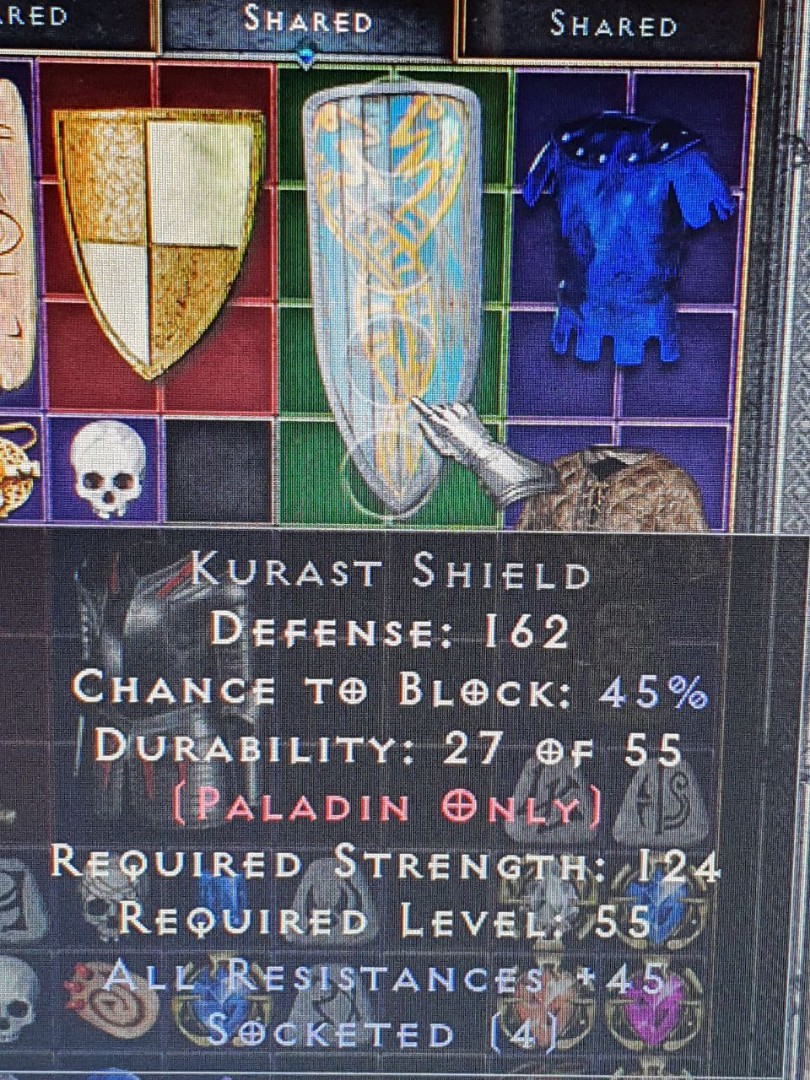 Kurast Shield (4 Socket/45 All Resistance) D2R Diablo II Resurrected ...