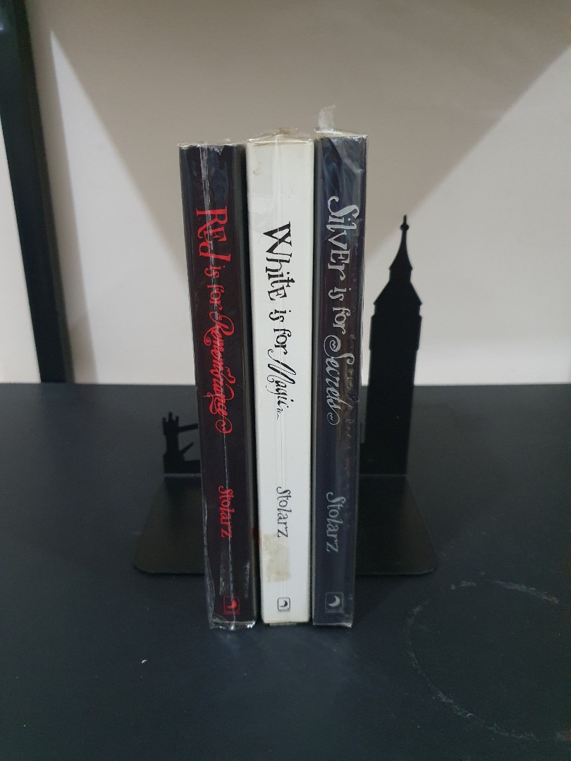 Laurie faria stolarz bundle red is for remembrance, white is for magic ...