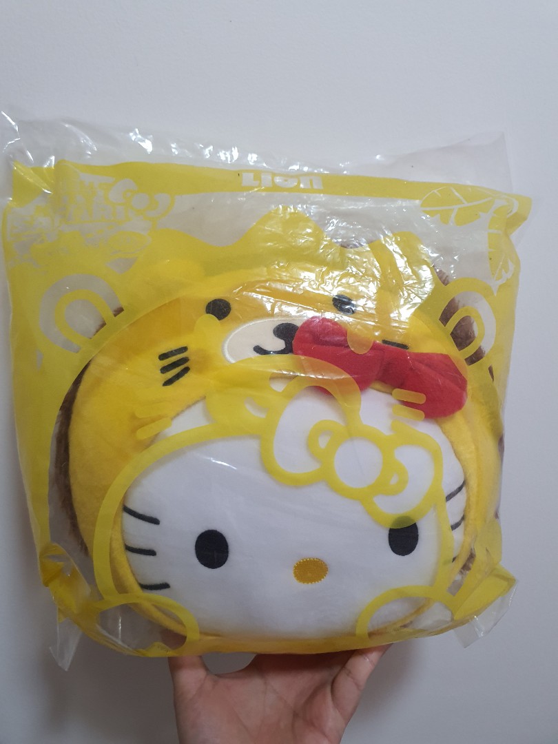 Limited edition hello kitty plushie, Hobbies & Toys, Toys & Games on ...