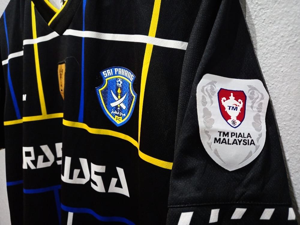 Official Player's Jersey (Unworn) Sri Pahang FC Away 2021 Nick Swirad ...