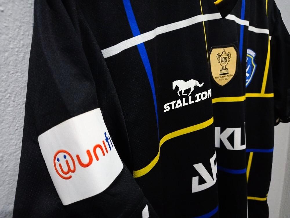 Official Player's Jersey (Unworn) Sri Pahang FC Away 2021 Nick Swirad ...