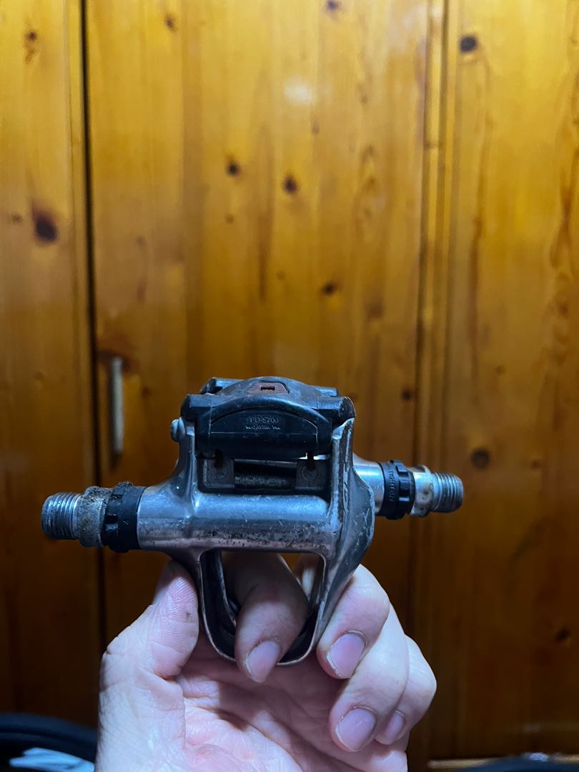 Shimano 105 5700 pedals road bike cleats, Sports Equipment, Bicycles ...