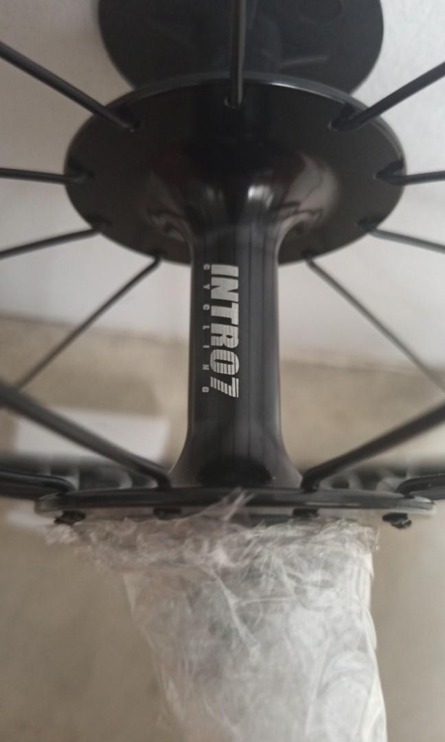 BRAND NEW Intro 7 tech wheelset, Sports Equipment, Bicycles & Parts ...