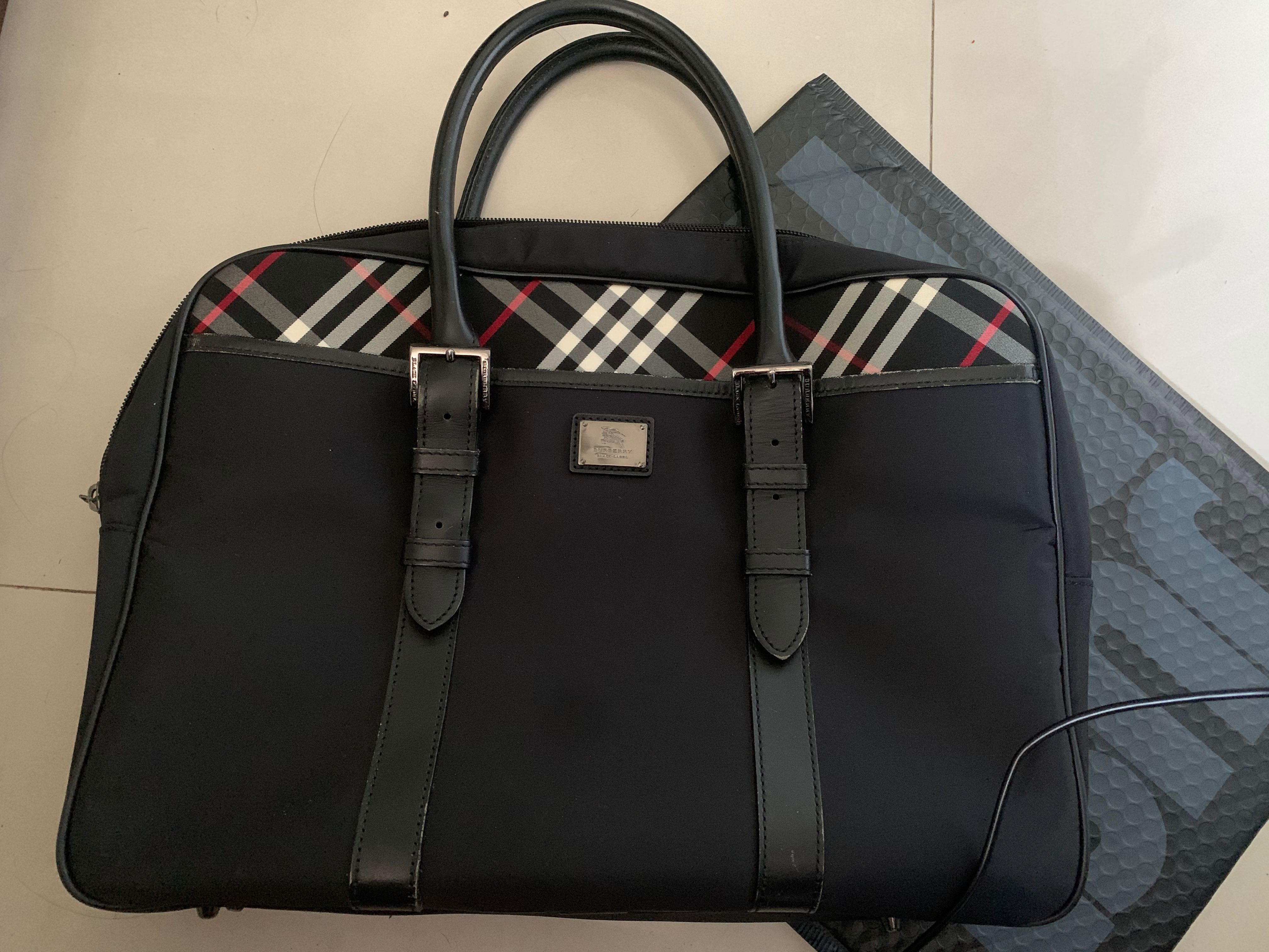 Burberry Black Label Bag, 名牌, 手袋及銀包 - Carousell
