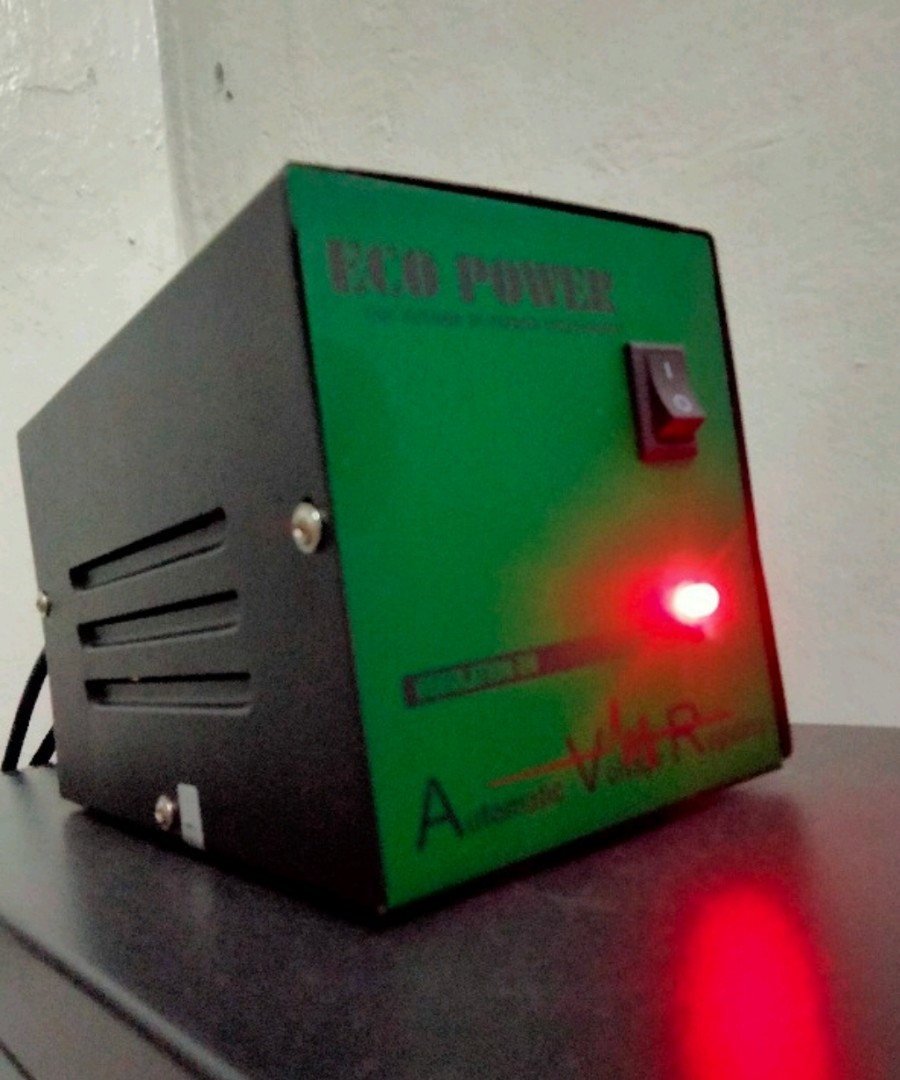 Eco Power Automatic Voltage Regulator Power Supply with 3 Socket 220V ...